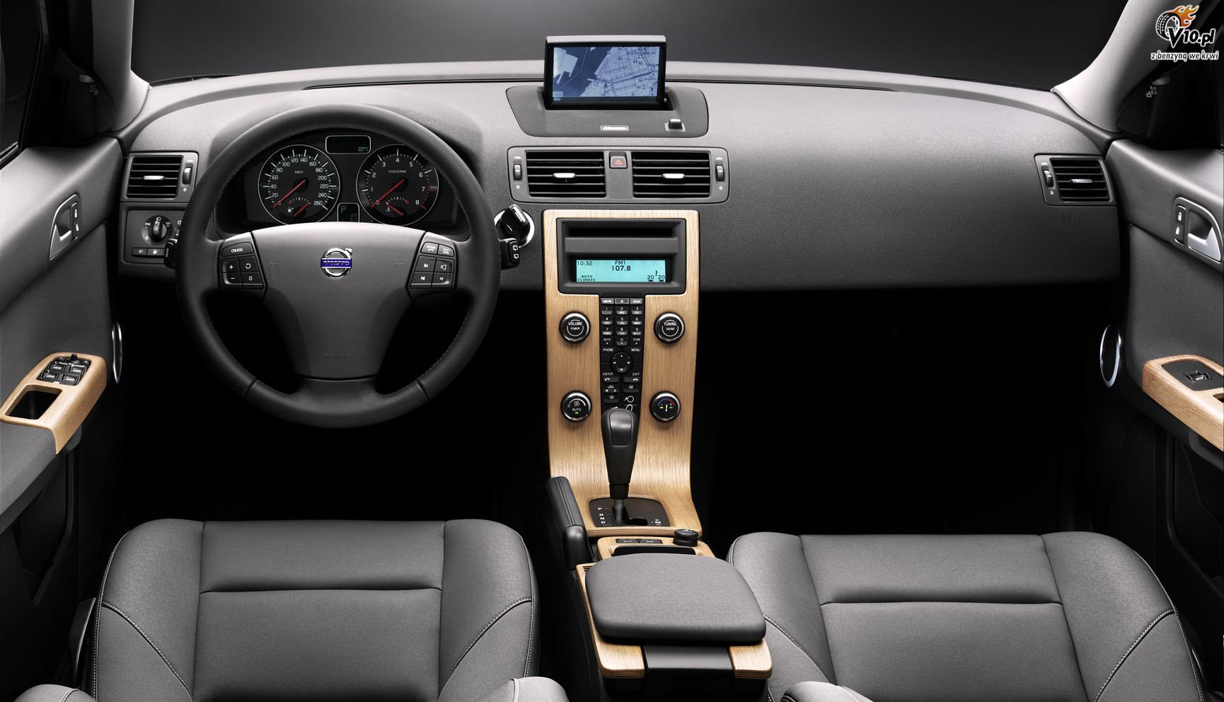 Volvo S40 II 1.8 i (125 Hp)